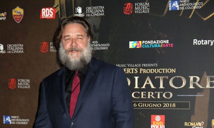 Russell Crowe Net Worth, Bio, Relationship And Awards!